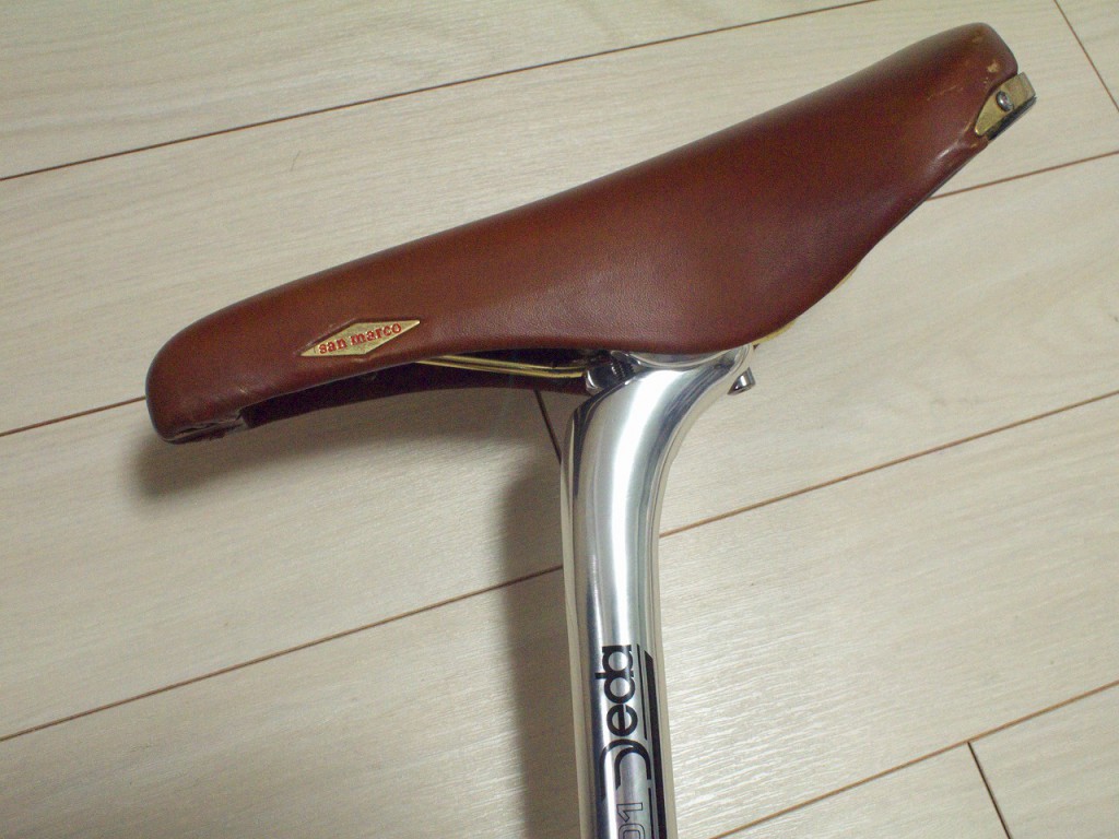 クロモリ”Raleigh Carlton N”のシートポストを”Deda RS01″に | Groove in Life